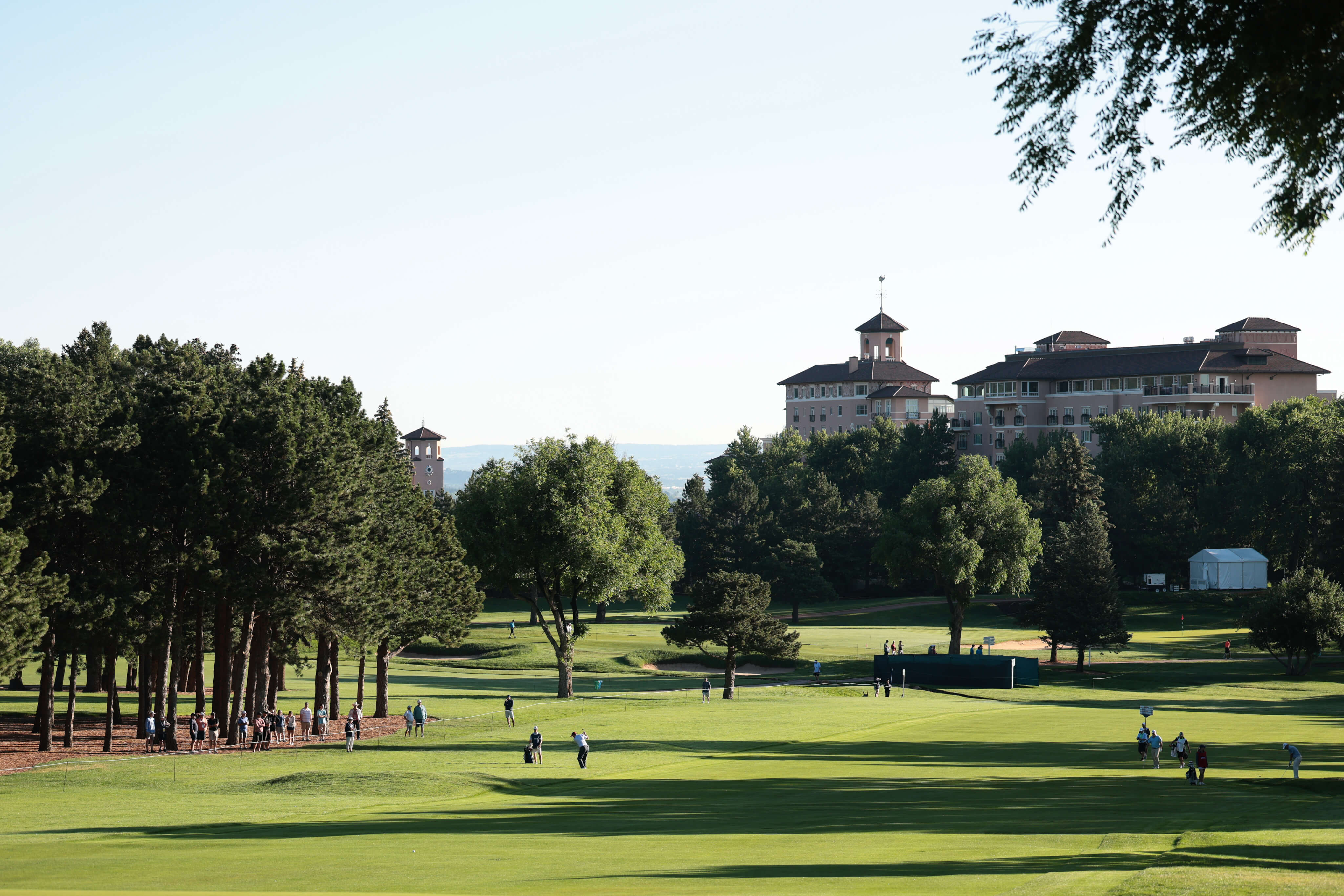 Legends Tour the greatest golfing experiences for amateur golfers